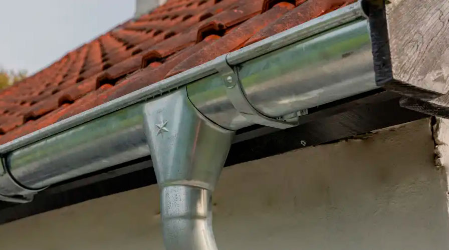 Guide til valg af tagrender | Alt du skal vide på 10-4.dk